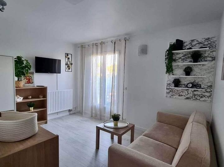 Jardin Et Terrasse - Plage 5 Min à Pieds - Wifi - Ouistreham