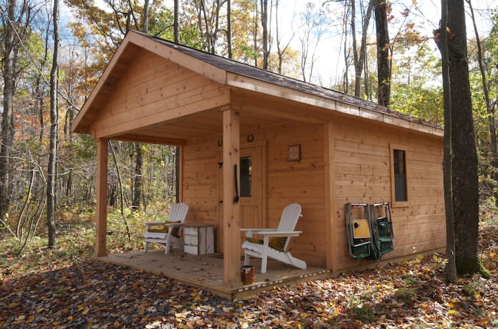 Glamping - Cozy Hut - Cortina - Huts for Rent in Oakland, Maryland ...