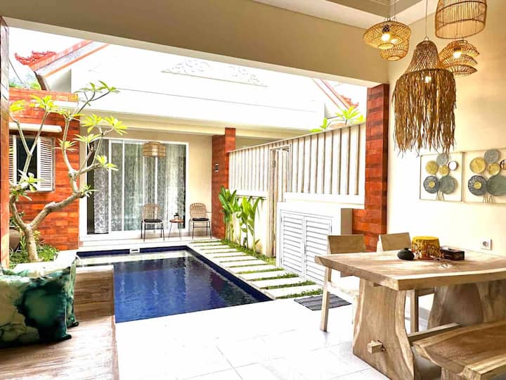 Courtyard Livin W/ Private Pool In Secluded Gtaway - Jimbaran