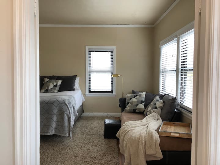 Charming Studio In Quiet Building Newly Updated #4 - Alameda