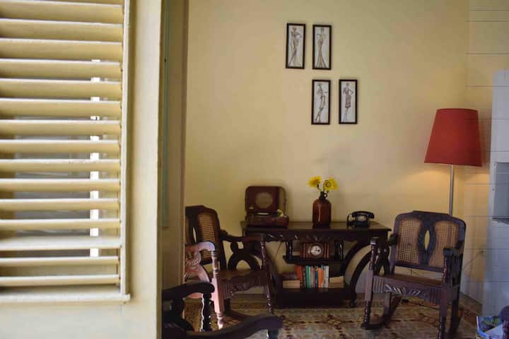 Hostal Coabana Habitación ( Electricidad Estable) - Havana