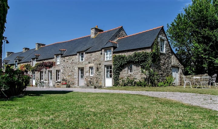 Gîte Charmant, 10-12 Personnes, 5 Mn Plages, Gr 34 - Côtes-d'Armor