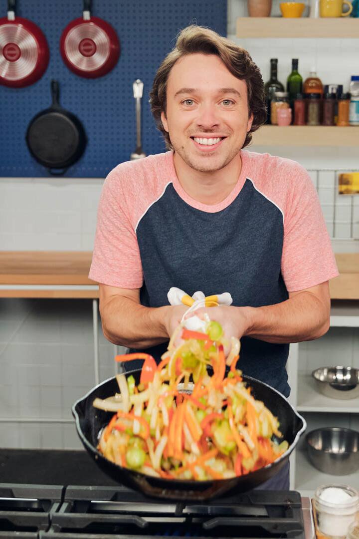 Easy Dishes w/ Tastemade Chef Frankie - Airbnb Easy Dishes w/ Tastemade Chef Frankie - Airbnb