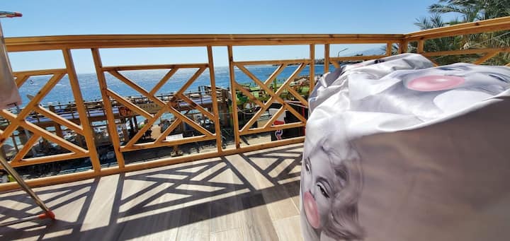 Monroe's Beach Front Studio- Lighthouse Area-dahab - Egypt