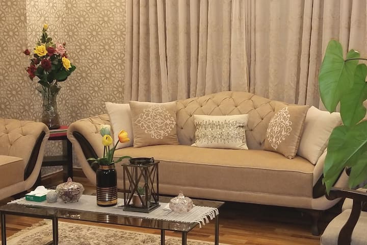 Luxury Villa Bahriatown Karachi Located Bahriatown - Karachi