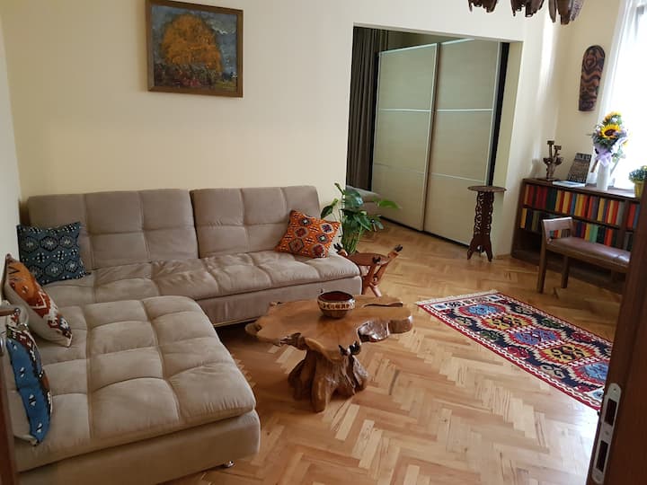 Central, Bright And Spaceous Home With A Garden. - 소피아