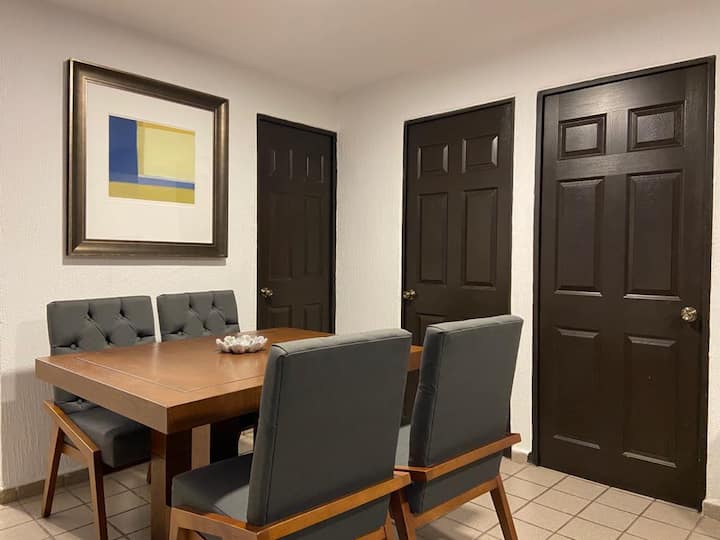 Confortable Y Moderno Departamento En Zona Norte - León