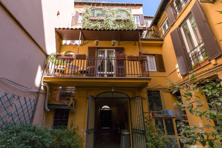 Trastevere, Rome Apartments | Apartments and More | Airbnb