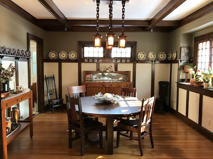 Beautiful Parkside Craftsman Style Home - Indianapolis, IN