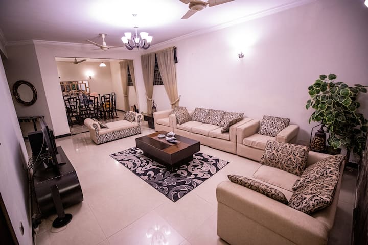 Sentez-vous Comme à La Maison - Islamabad