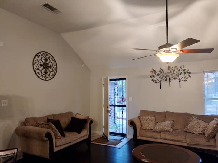 Memphis Delight - Memphis, TN