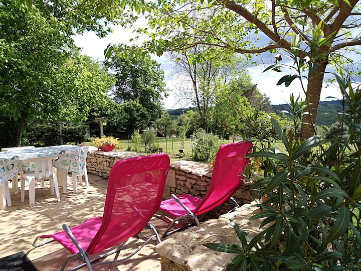 1 Petit Cocon De Douceur Dans Un Océan De Verdure - Dordogne