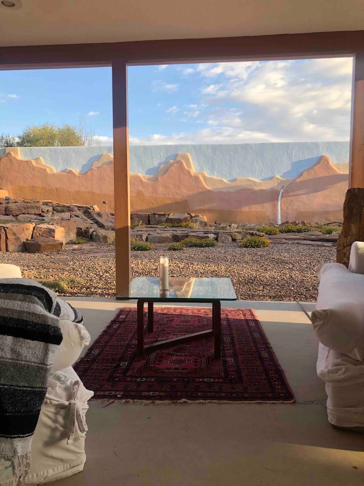 Enchanted Estate - Albuquerque