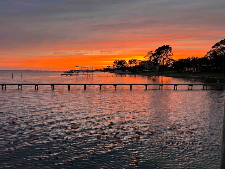 Shellfish Retreat - Navarre, FL
