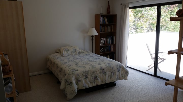 Master Br With Private Full Bath - Sunnyvale, CA