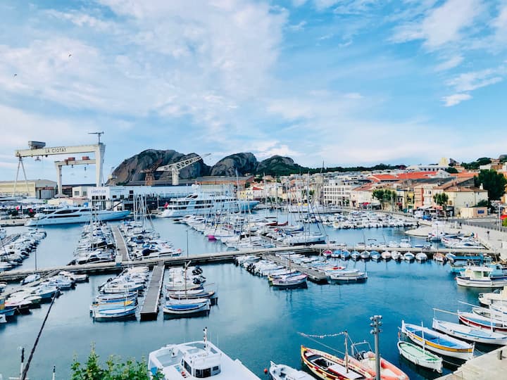 Joli T2 à La Vue Imprenable, Parking Inclus ! - La Ciotat