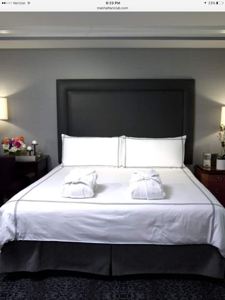 Luxury New York City Westside Suite - Stonewall New York