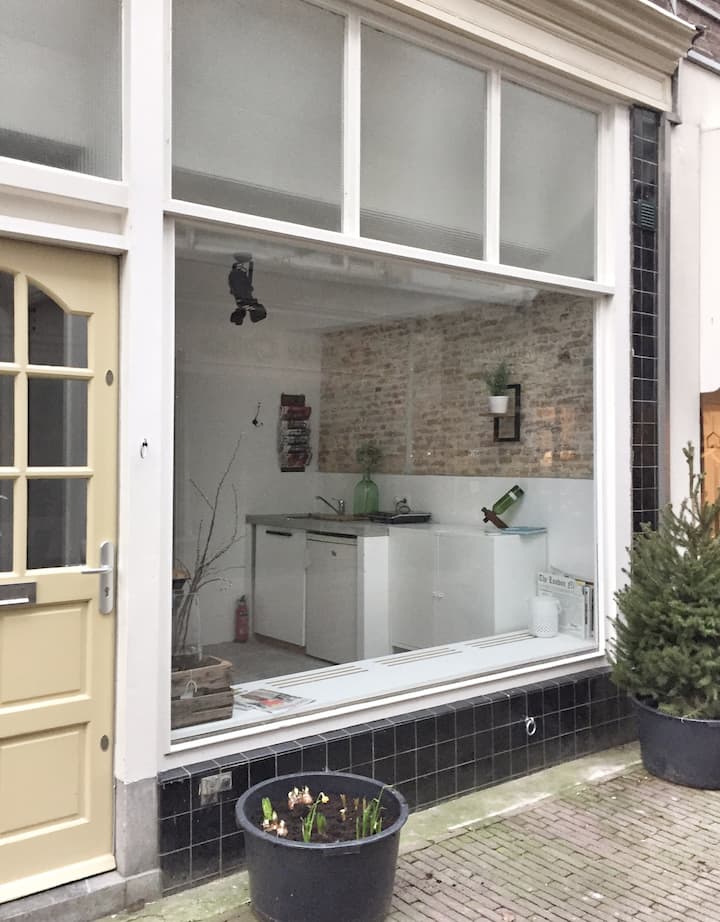 Central Loft With Church View Fits 1 Or 2 People - Dordrecht