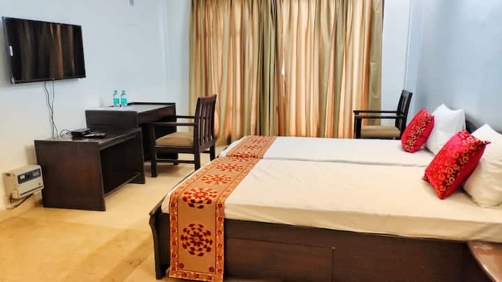 Manor Inn Suites 2bhk - Faridabad