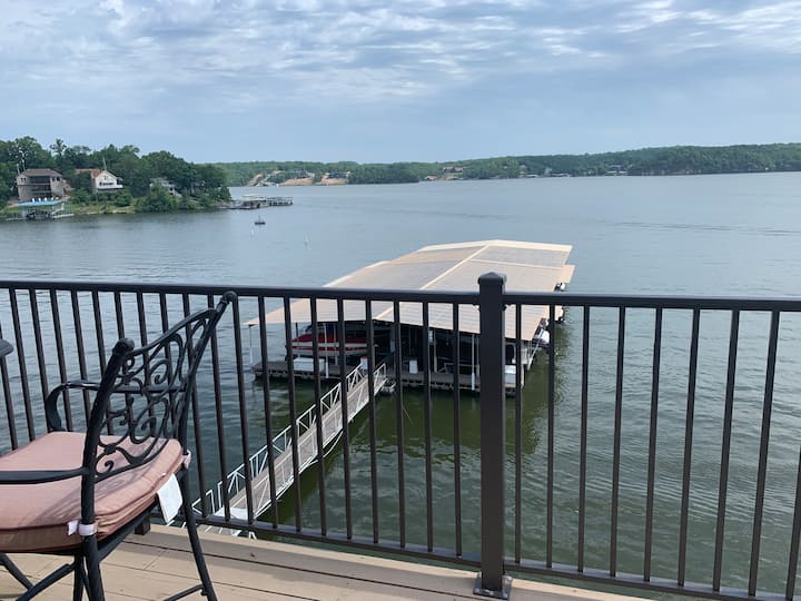 Condo In Great Location W/pool And Waterfront View - Osage Beach, MO