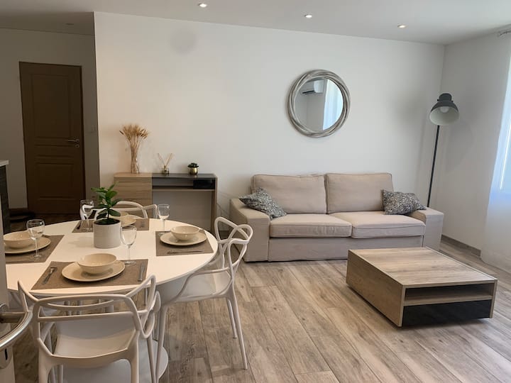 Loft *Vieux Port*, 60 M2, 2 Chambres - Marseille