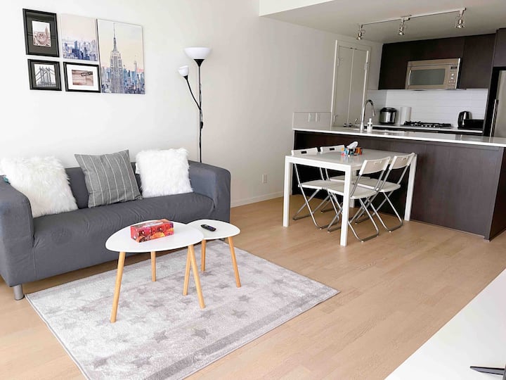 Richmond Minimalist 1 Bedroom 1 Bathroom Apartment - Delta