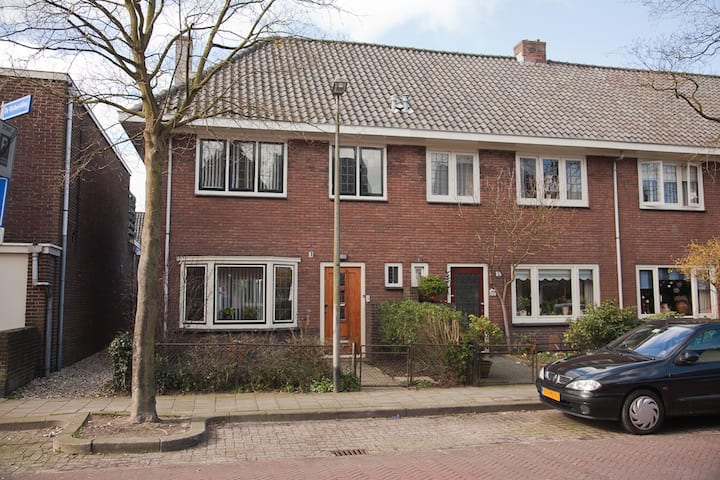 Enjoy Comfortable Family House Nearby Amsterdam - Naarden