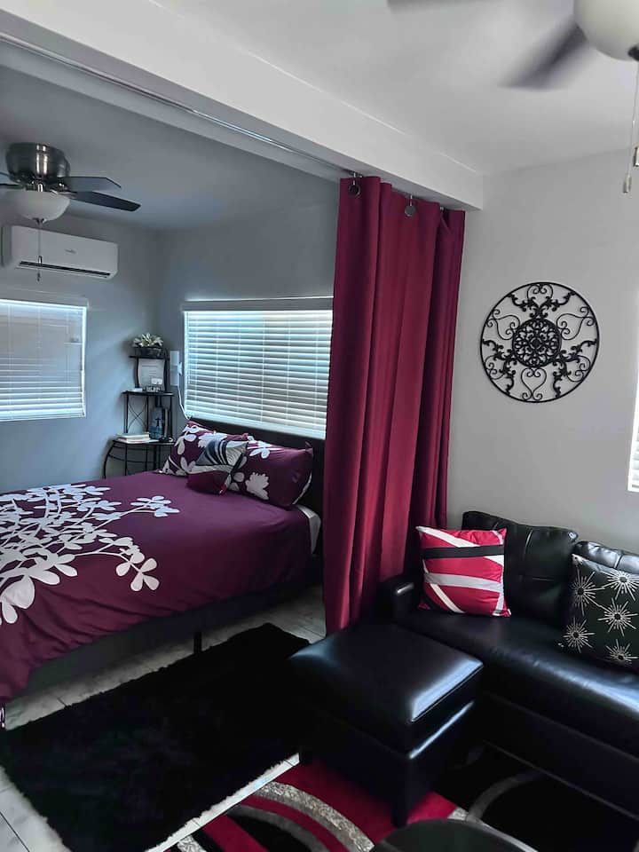 Hidden Gem Features A Lovely 1 Bedroom Studio - Turks and Caicos Islands