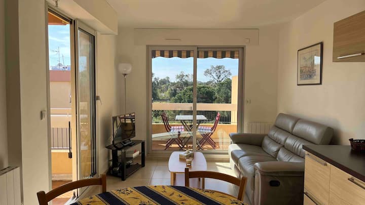 Saint-rahaël : Appartement T3 à 200m De La Mer - Saint-Raphaël