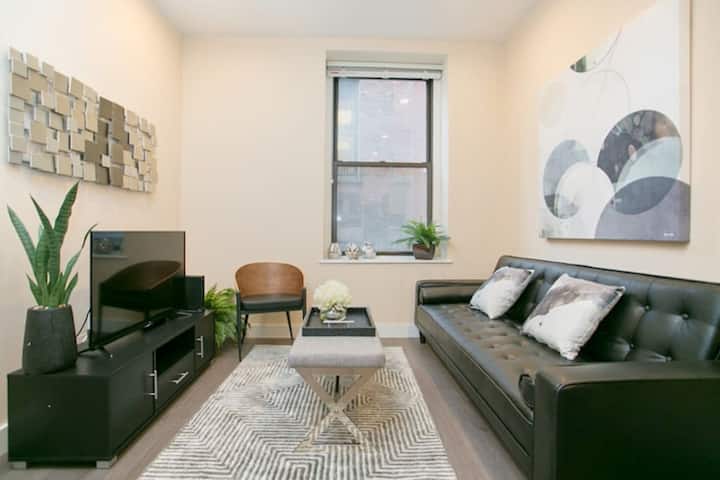 Newly Designed Loft | Fast Wifi | Pet Friendly - Boston, MA