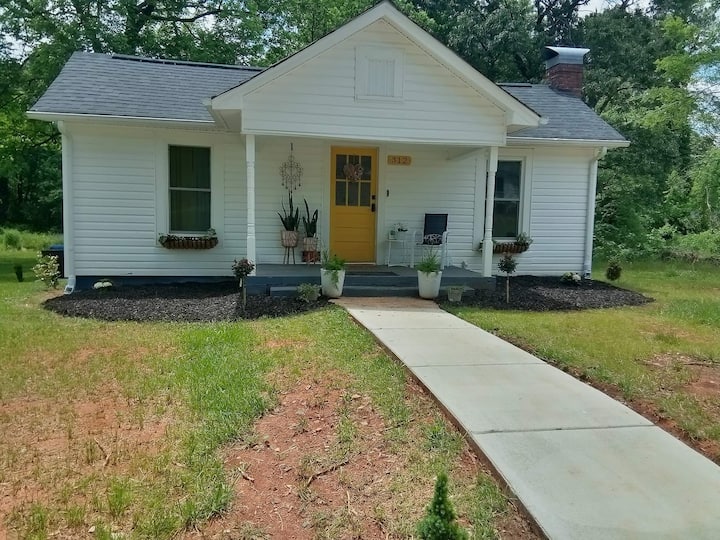 The Legacy Cottage Of Salisbury - High Rock Lake, NC