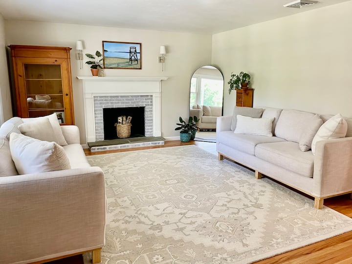 Portsmouth / Newport House, 1 Mile From Beach - Newport