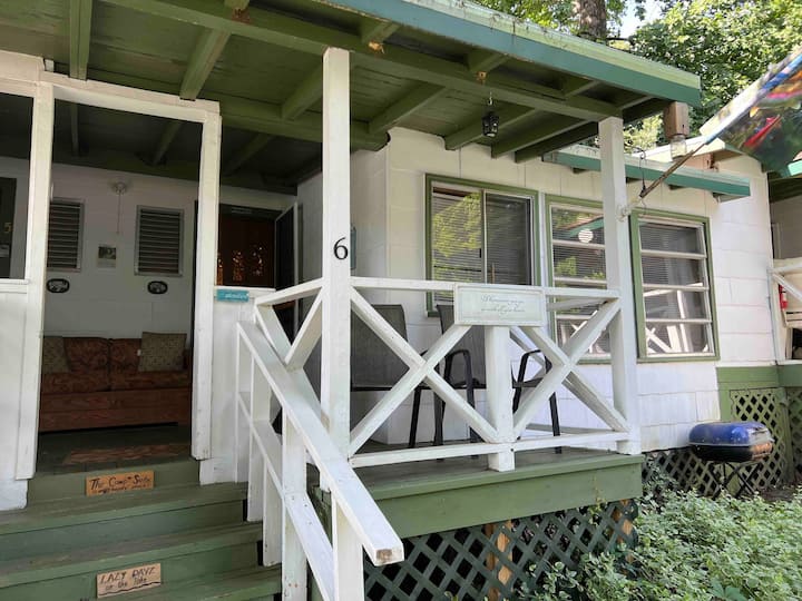 Camp Suite #6 ~ Free Lake Access & Paddle Gear - Hendersonville, NC