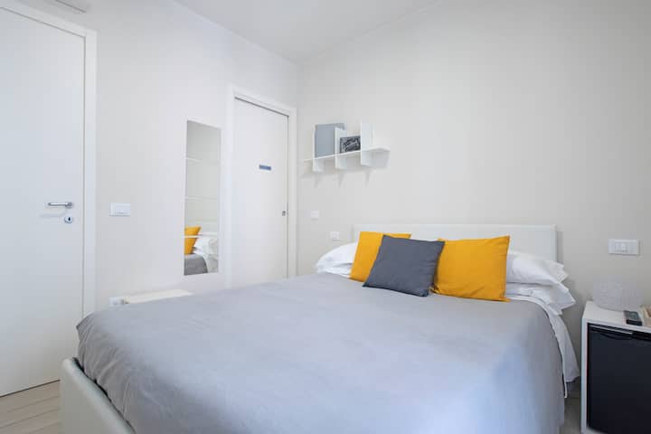 Main Street + Central - Guest Room In Riomaggiore - Riomaggiore