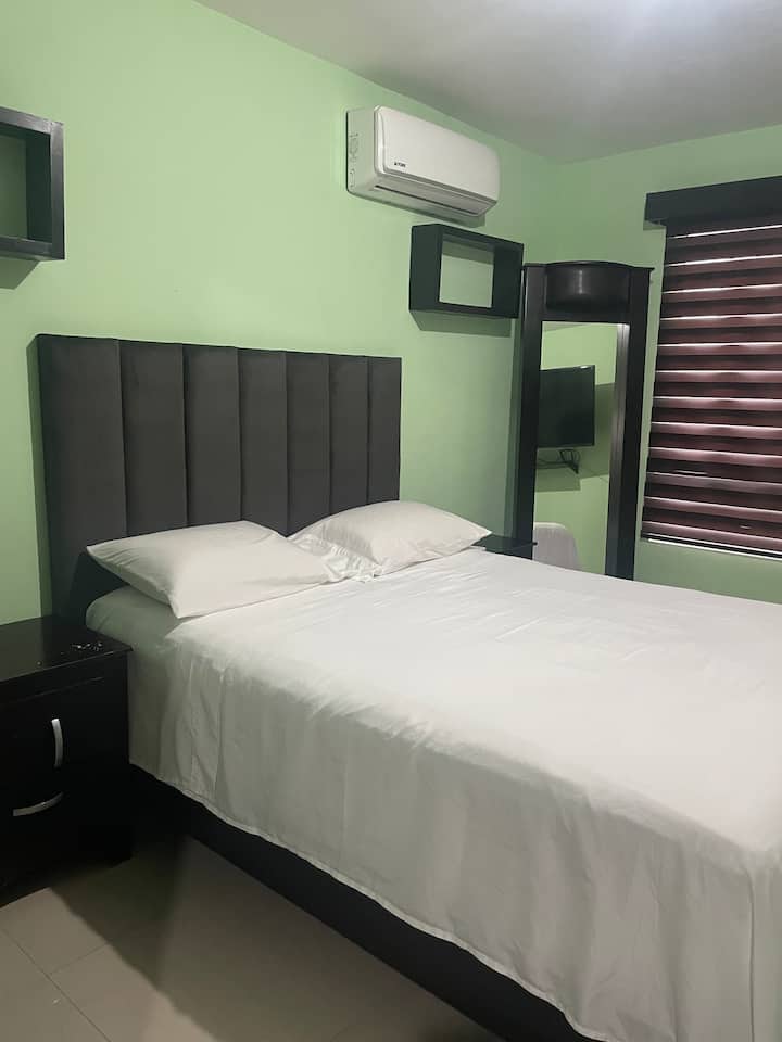 Casa En Apodaca (Col. Privada) ¡Facturamos! - San Nicolás de los Garza