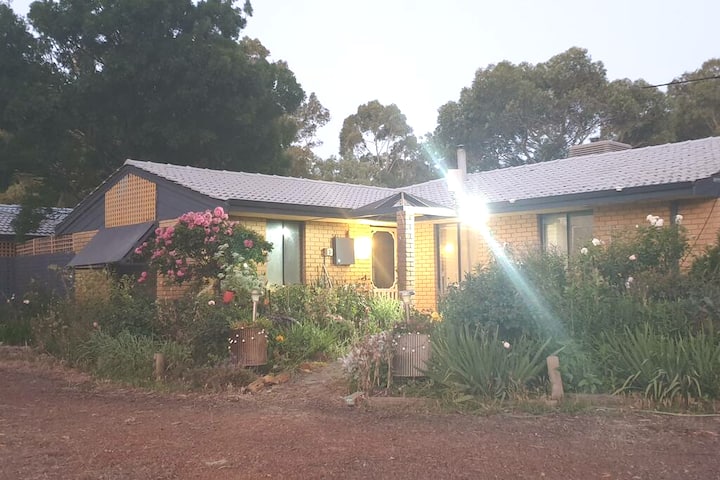 Whitby Holiday Rentals & Homes - Western Australia, Australia | Airbnb