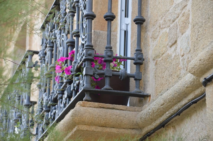 Muros : 1oo Años De Historia 
(Casa Das Mareas) - Muros