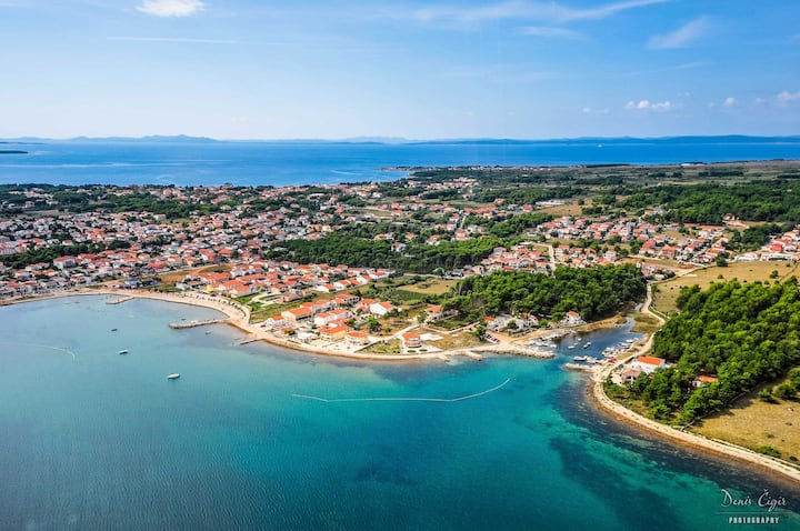 Otok Vir, Croatia - Apartment** Near Beach - Vir