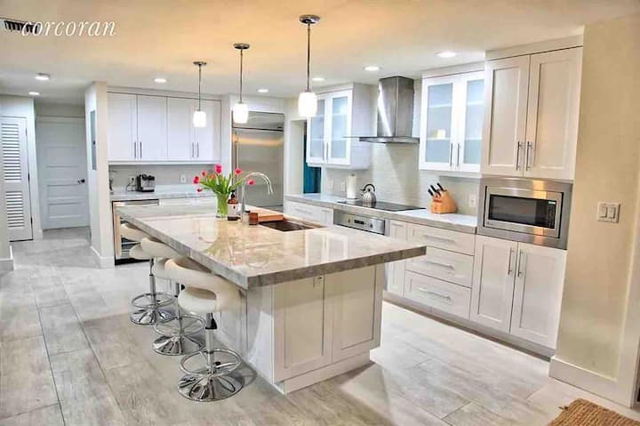 Papa Steve’s Downtown Delray Beach, 3 Bedroom Pad - Boynton Beach, FL