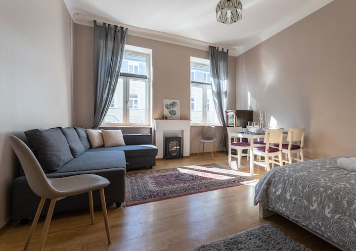 Graces Studio Near To Hauptbahnhof And Old City! - Wenen