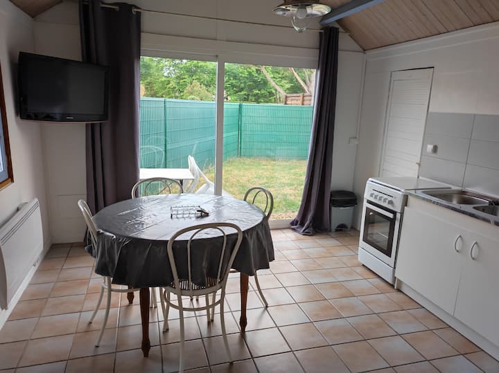 Chalet Pour 24h Du Mans, Moto, Gp France - Sarthe