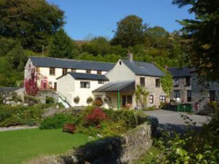 Garden Cottage, Triscombe Farm Holiday Cottages - Exmoor