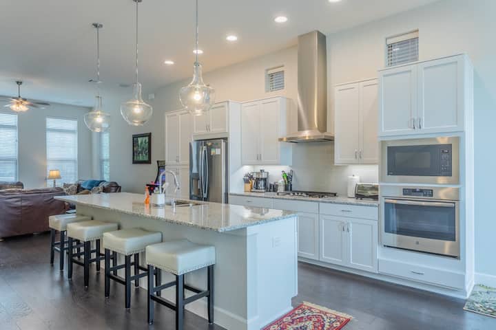 Cedars - Downtown Townhouse In Walkable Area - 達拉斯