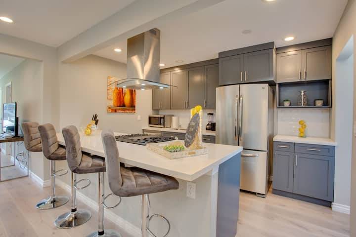16 Guests, 5br Home/ 15 Min. To Downtown/gaslamp - La Mesa, CA