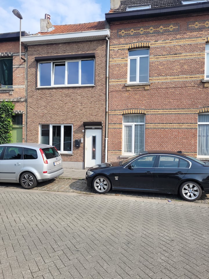 Huis In Hoboken
3slaapkamer - Beveren