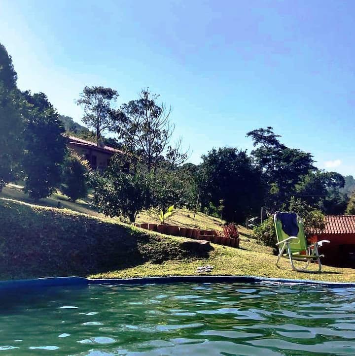 Casa Agradável Com Piscina - São José dos Campos