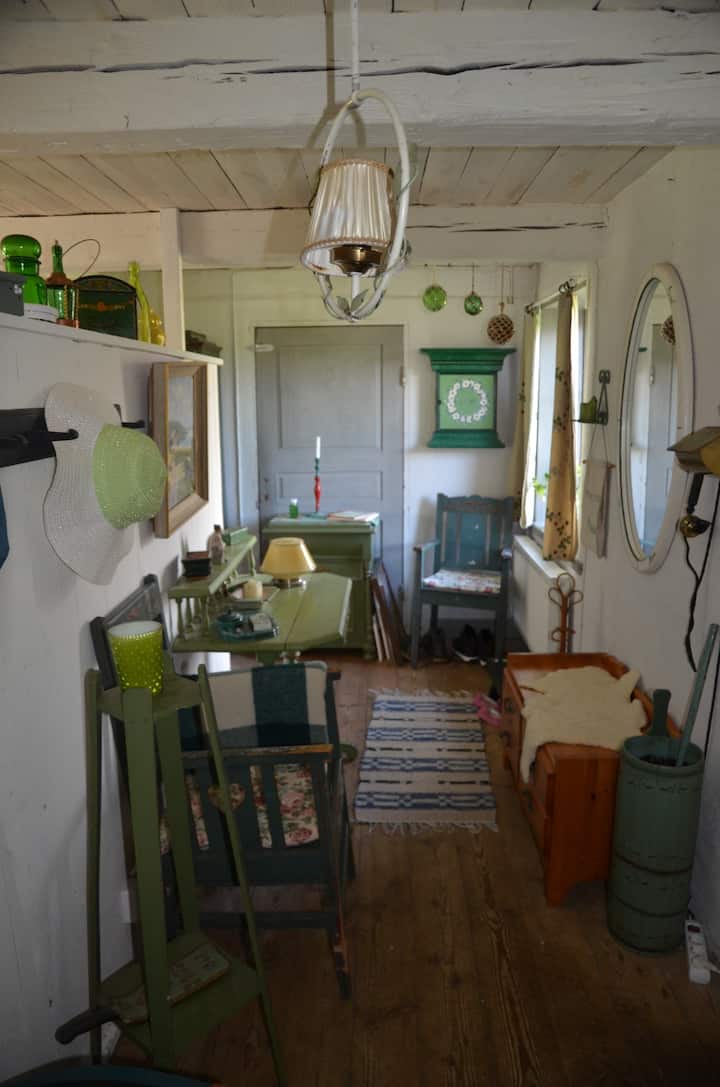 Bögerups Gård. Sov I Huvudlängans Dräng/pigkammare - Eslöv