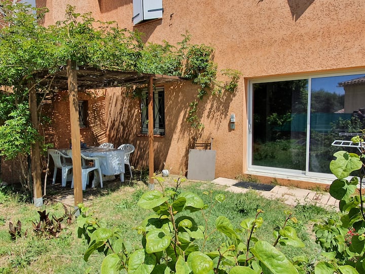 Le Beau Soleil, Superbe Appartement Pour 4 Pers - La Garde