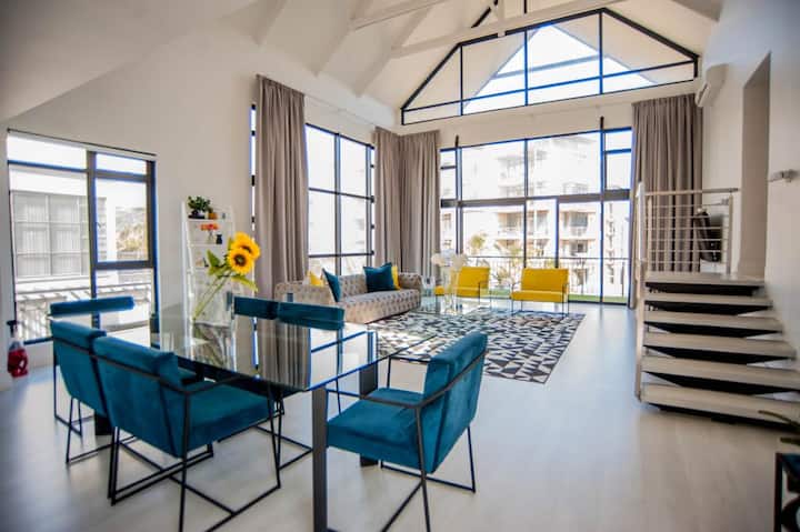 Chic Waterfront Penthouse Living - Durban