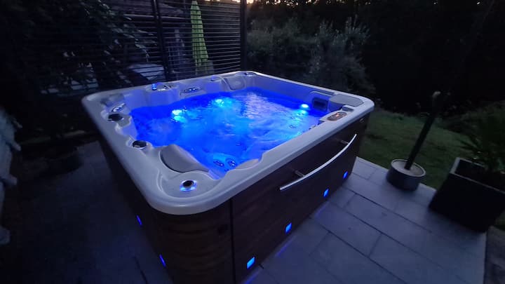 Maison Calme Au Coeur Des Arbres Avec Jacuzzi - Biarritz
